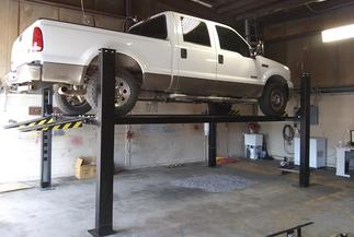 Four Post Hobby Lifts